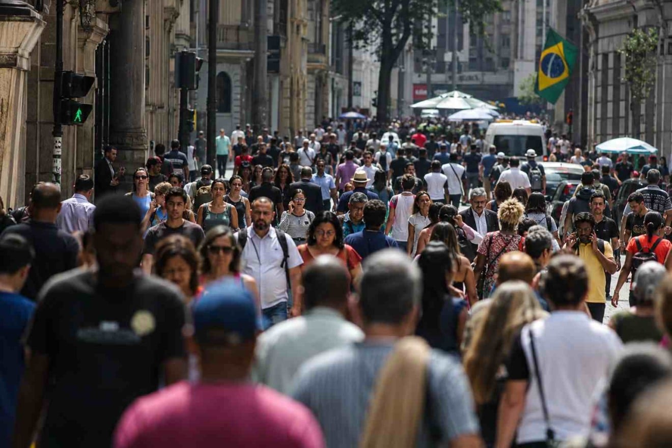 Brasil atinge maior IDH da história com avanço da educação, mas ...